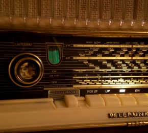 Telefunken Gavotte 8 by Ingo - Desktop Wallpaper